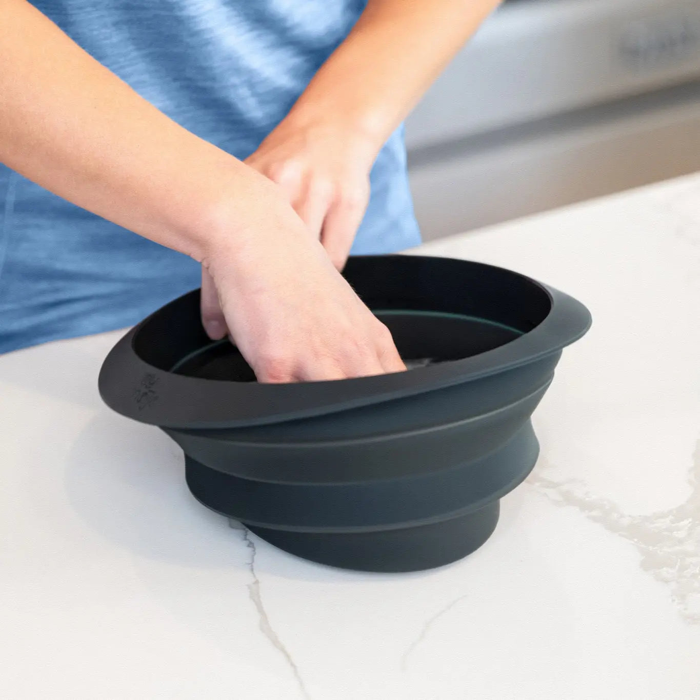 Icy-Mojo™ | Ice Bath for Face - Reduce Puffiness & Tighten Skin